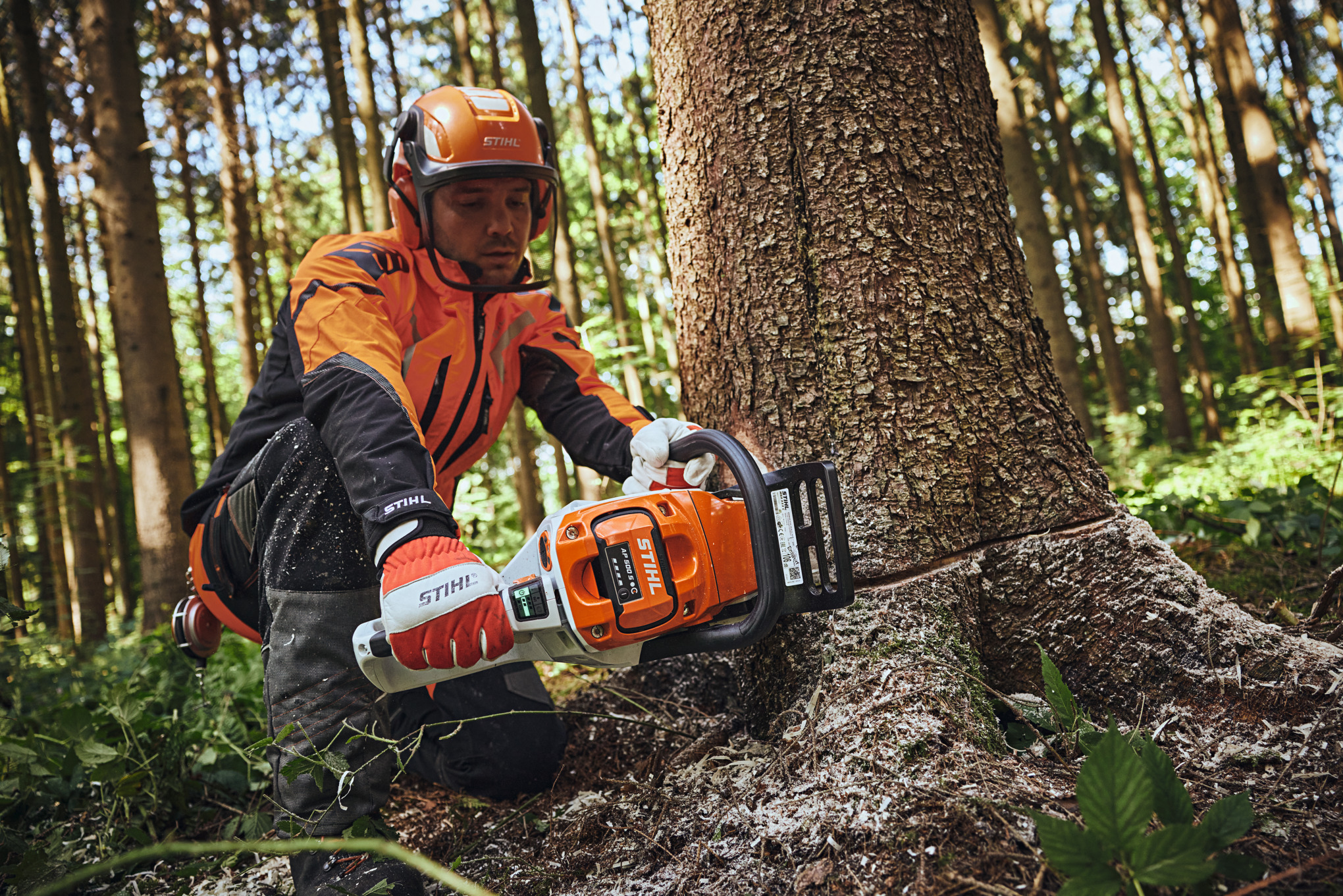 Motor STIHL 2-MIX: potente y de bajo consumo | STIHL
